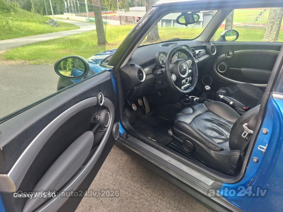 Blue MINI cooper-s 2006 in Otepaa, with an engine capacity of 1.60 L and mileage of 146 thousand km for 5250 €, photo 10 on AUTOMOTO.COM.LV