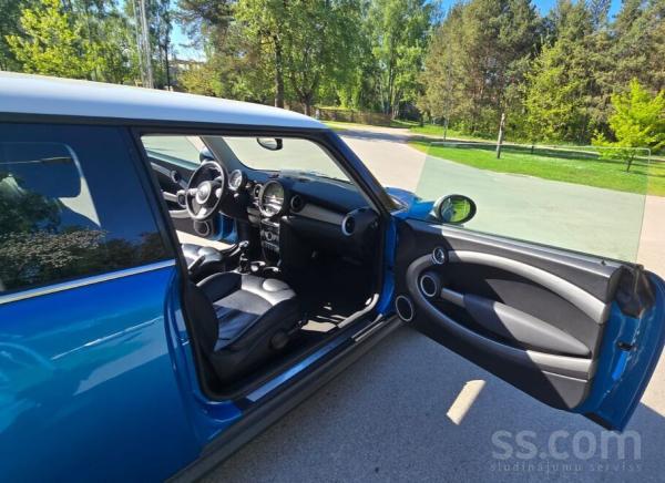 Blue MINI cooper-s 2007 in Jurmala, with an engine capacity of 1.60 L and mileage of 224 thousand km for 3200 €, photo 9 on AUTOMOTO.COM.LV