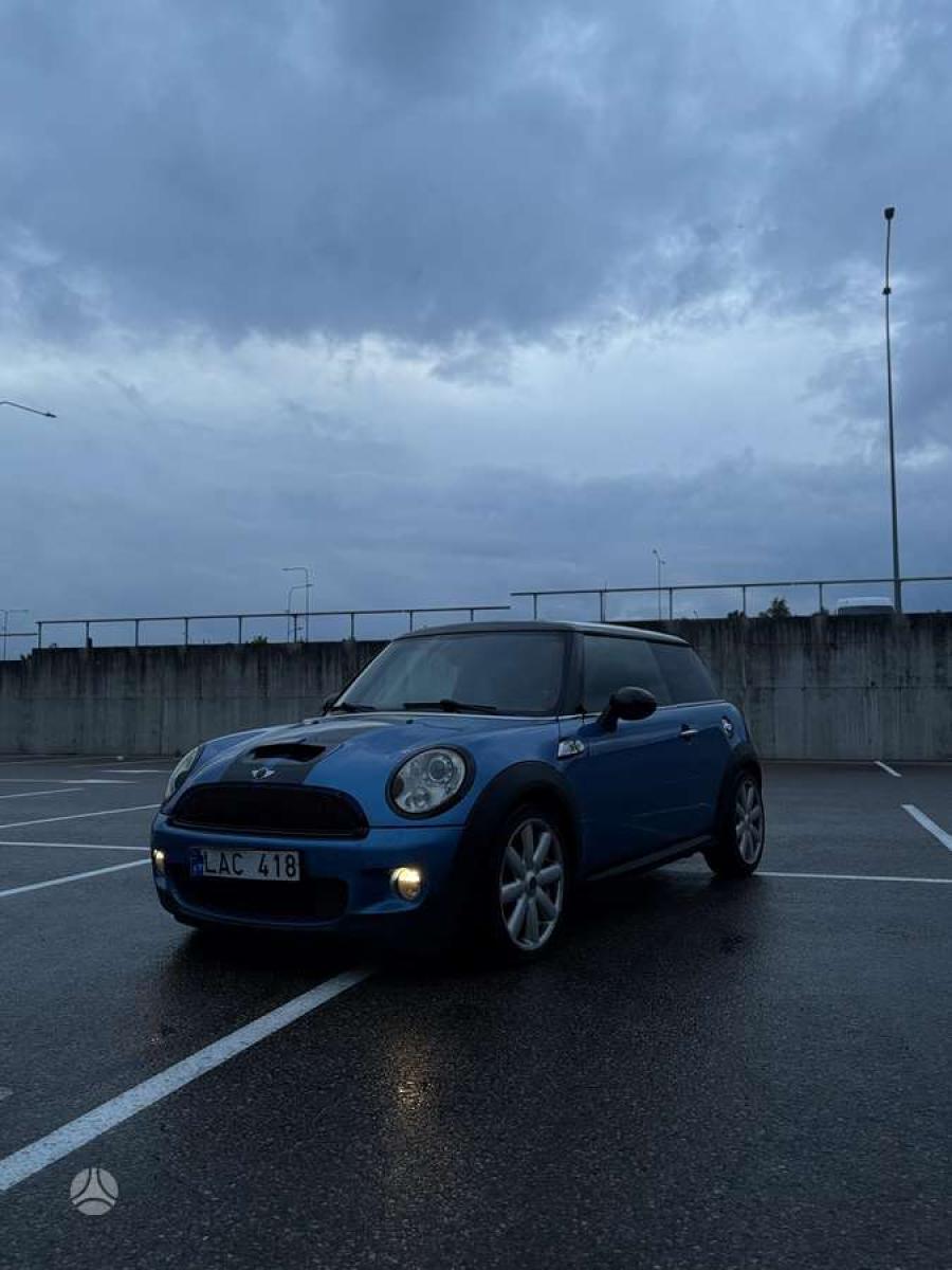 Blue MINI cooper-s 2008 in Vilnius, with an engine capacity of 1.60 L and mileage of 198 thousand km for 4150 €, photo 1 on AUTOMOTO.COM.LV