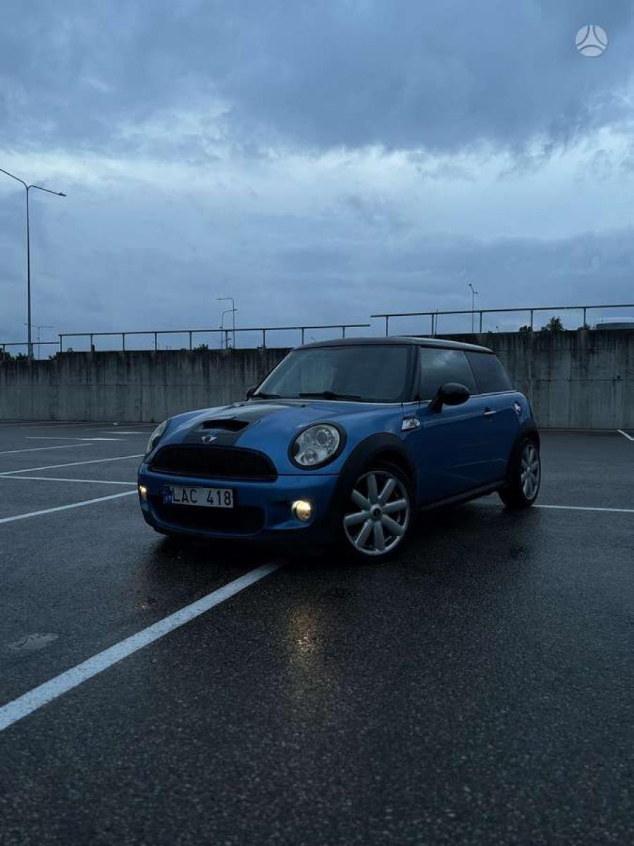 Blue MINI cooper-s 2008 in Vilnius, with an engine capacity of 1.60 L and mileage of 198 thousand km for 4150 €, photo 5 on AUTOMOTO.COM.LV