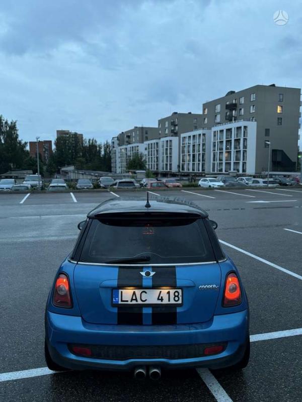 Blue MINI cooper-s 2008 in Vilnius, with an engine capacity of 1.60 L and mileage of 198 thousand km for 4150 €, photo 5 on AUTOMOTO.COM.LV
