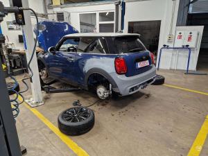 Zils MINI cooper-s 2015 Klaipėda, ar dzinēja tilpumu 2.00 L un nobraukumu 125 tūkst. km par 14200 €, foto 19 vietnē AUTOMOTO.COM.LV