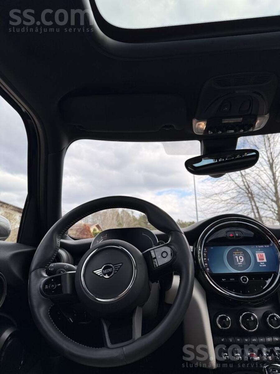 Blue MINI cooper-s 2023 in Riga, with an engine capacity of 2.00 L and mileage of 60 thousand km for 24980 €, photo 20 on AUTOMOTO.COM.LV