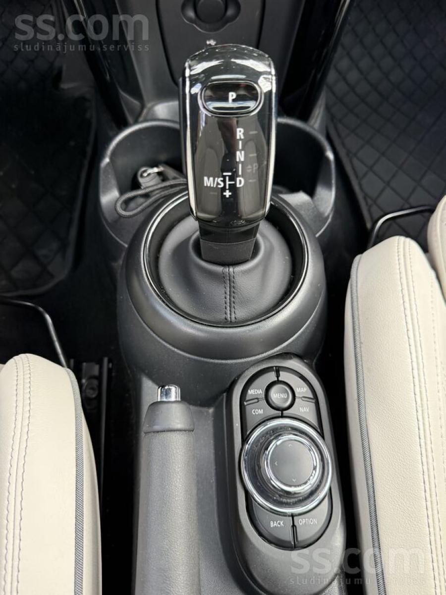 Blue MINI cooper-s 2023 in Riga, with an engine capacity of 2.00 L and mileage of 60 thousand km for 24980 €, photo 21 on AUTOMOTO.COM.LV