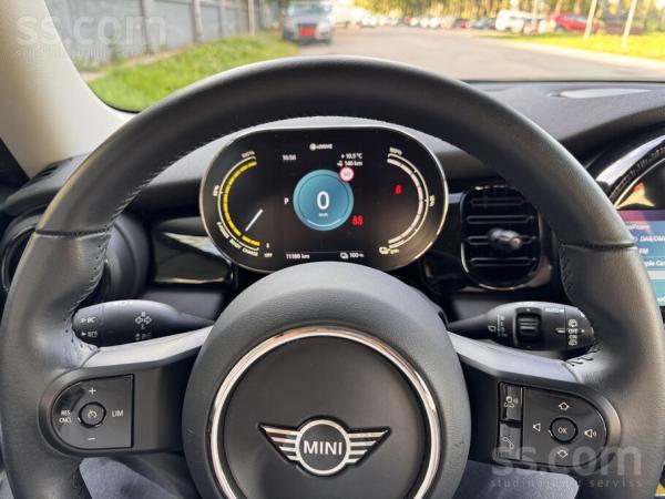 MINI cooper-s 2023 Rīga vietnē Zils MINI cooper-s 2023 Rīga, ar dzinēja tilpumu 2.00 L un nobraukumu 11 tūkst. km par 20500 €, foto 7 vietnē AUTOMOTO.COM.LV