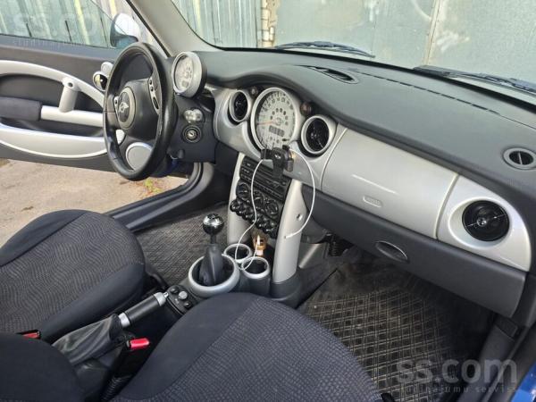 Zils MINI cooper-s 2004 Talsi, ar dzinēja tilpumu 1.60 L un nobraukumu 185 tūkst. km par 1000 €, foto 4 vietnē AUTOMOTO.COM.LV