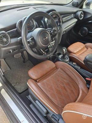 Brown MINI cooper-s 2020 in Alytus, with an engine capacity of 2.00 L and mileage of 60 thousand km for 9620 €, photo 20 on AUTOMOTO.COM.LV