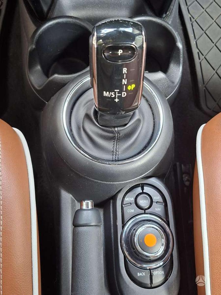 Brown MINI cooper-s 2020 in Alytus, with an engine capacity of 2.00 L and mileage of 60 thousand km for 9620 €, photo 30 on AUTOMOTO.COM.LV