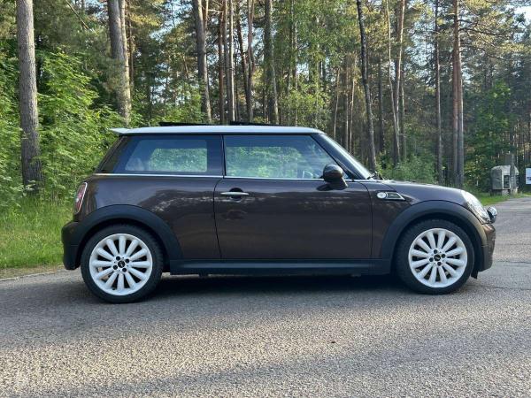 Brown MINI cooper-s 2010 in Vilnius, with an engine capacity of 1.60 L and mileage of 184 thousand km for 5800 €, photo 6 on AUTOMOTO.COM.LV