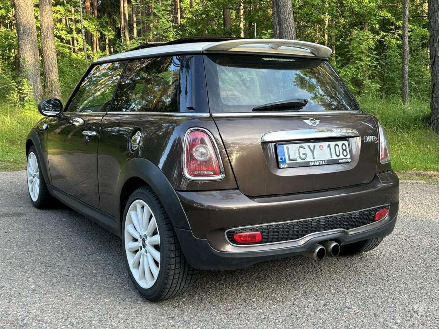 Brūns MINI cooper-s 2010 Viļņa, ar dzinēja tilpumu 1.60 L un nobraukumu 184 tūkst. km par 5800 €, foto 9 vietnē AUTOMOTO.COM.LV