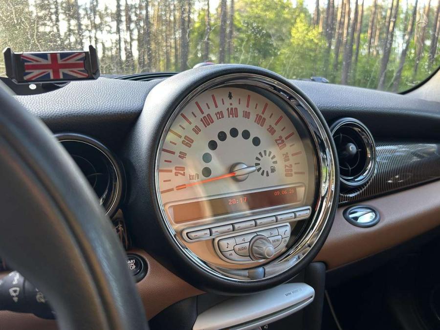 Brūns MINI cooper-s 2010 Viļņa, ar dzinēja tilpumu 1.60 L un nobraukumu 184 tūkst. km par 5800 €, foto 16 vietnē AUTOMOTO.COM.LV