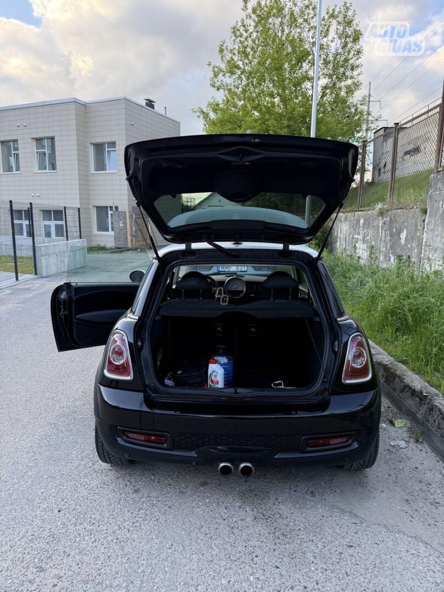 MINI cooper-s 2011 Viļņa, ar dzinēja tilpumu 1.60 L un nobraukumu 194 tūkst. km par 5000 €, foto 6 vietnē AUTOMOTO.COM.LV