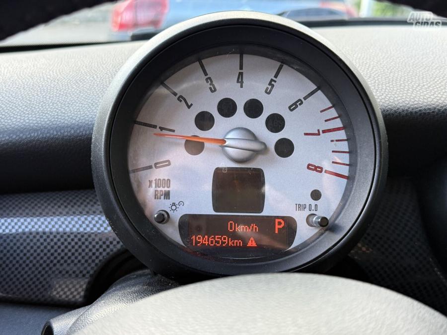 MINI cooper-s 2011 Viļņa, ar dzinēja tilpumu 1.60 L un nobraukumu 194 tūkst. km par 5000 €, foto 16 vietnē AUTOMOTO.COM.LV