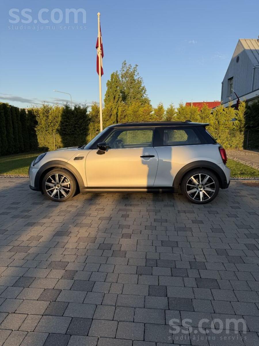 MINI cooper-s 2022 Rīga, ar dzinēja tilpumu 2.00 L un nobraukumu 37 tūkst. km par 18600 €, foto 3 vietnē AUTOMOTO.COM.LV