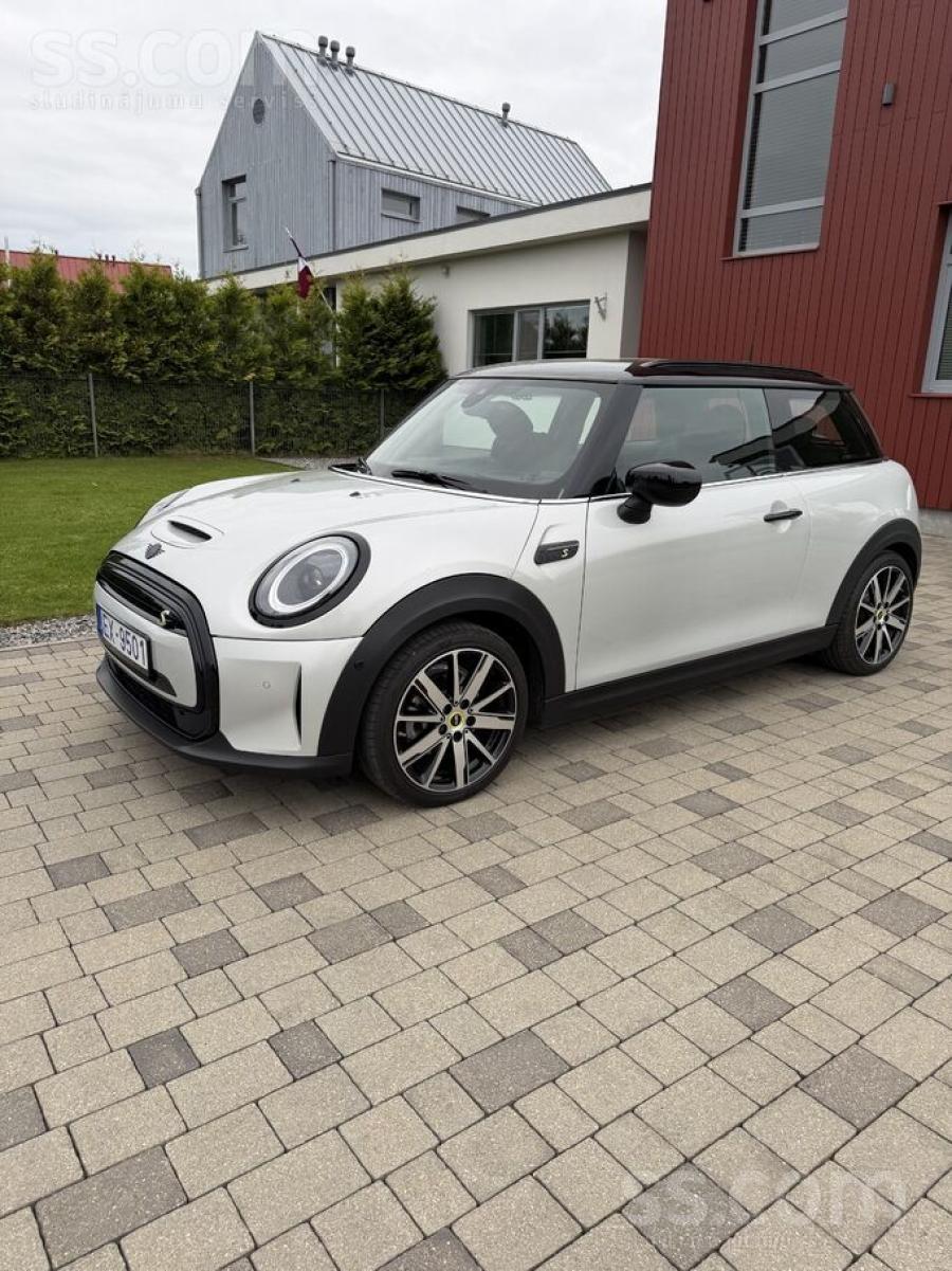 MINI cooper-s 2022 Rīga, ar dzinēja tilpumu 2.00 L un nobraukumu 37 tūkst. km par 18600 €, foto 4 vietnē AUTOMOTO.COM.LV