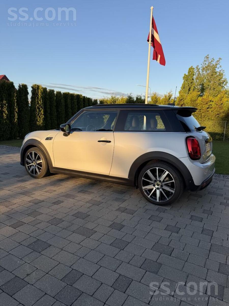 MINI cooper-s 2022 Rīga, ar dzinēja tilpumu 2.00 L un nobraukumu 37 tūkst. km par 18600 €, foto 22 vietnē AUTOMOTO.COM.LV