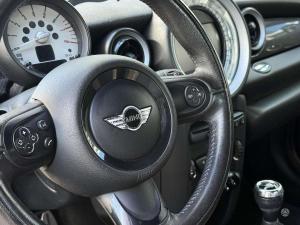 Green MINI cooper-s 2012 in Vilnius, with an engine capacity of 1.60 L and mileage of 150 thousand km for 5990 €, photo 15 on AUTOMOTO.COM.LV