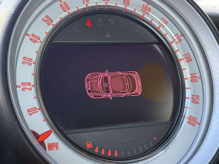 Green MINI cooper-s 2012 in Vilnius, with an engine capacity of 1.60 L and mileage of 150 thousand km for 5990 €, photo 18 on AUTOMOTO.COM.LV