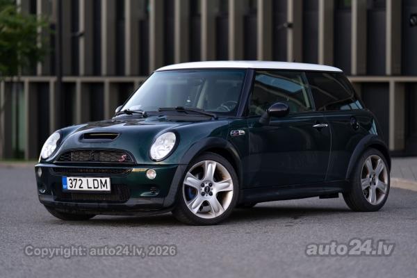MINI cooper-s 2004 in Narva on AUTOMOTO.COM.LV Green MINI cooper-s 2004 in Narva, with an engine capacity of 1.60 L and mileage of 222 thousand km for 2000 €, photo 1 on AUTOMOTO.COM.LV