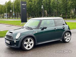 MINI cooper-s 2004 Narva vietnē Zaļš MINI cooper-s 2004 Narva, ar dzinēja tilpumu 1.60 L un nobraukumu 220 tūkst. km par 2499 €, foto 1 vietnē AUTOMOTO.COM.LV
