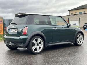 Zaļš MINI cooper-s 2004 Narva, ar dzinēja tilpumu 1.60 L un nobraukumu 220 tūkst. km par 2499 €, foto 8 vietnē AUTOMOTO.COM.LV