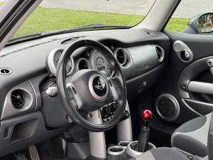 Zaļš MINI cooper-s 2004 Narva, ar dzinēja tilpumu 1.60 L un nobraukumu 220 tūkst. km par 2499 €, foto 21 vietnē AUTOMOTO.COM.LV