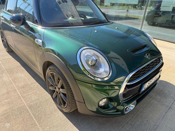 Green MINI cooper-s 2015 in Vilnius, with an engine capacity of 2.00 L and mileage of 129 thousand km for 12500 €, photo 5 on AUTOMOTO.COM.LV