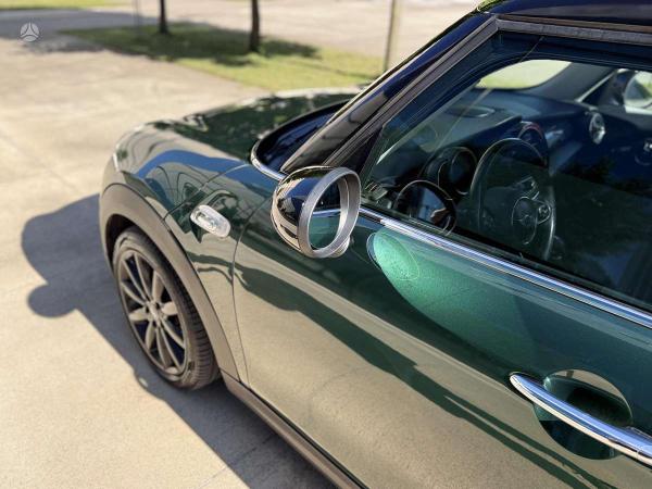 Green MINI cooper-s 2015 in Vilnius, with an engine capacity of 2.00 L and mileage of 129 thousand km for 12500 €, photo 7 on AUTOMOTO.COM.LV
