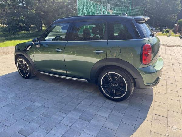 Green MINI cooper-s 2016 in Kaunas, with an engine capacity of 1.60 L and mileage of 131 thousand km for 8500 €, photo 4 on AUTOMOTO.COM.LV