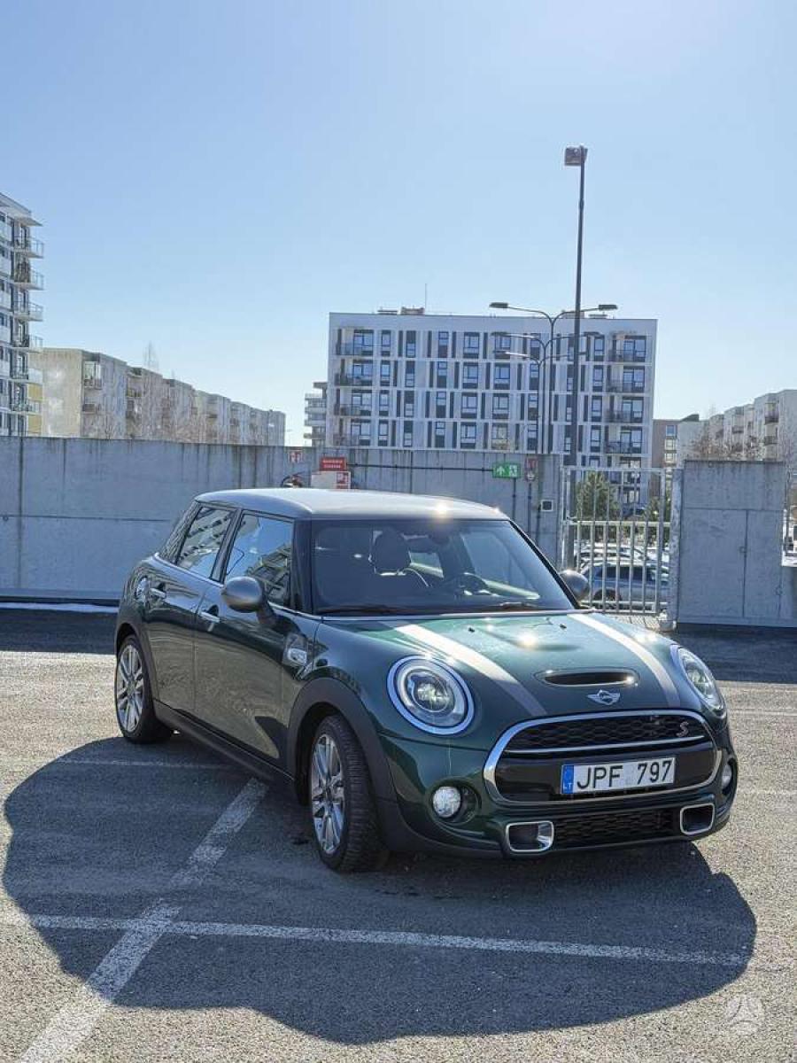 Zaļš MINI cooper-s 2017 Viļņa, ar dzinēja tilpumu 2.00 L un nobraukumu 87 tūkst. km par 17000 €, foto 1 vietnē AUTOMOTO.COM.LV