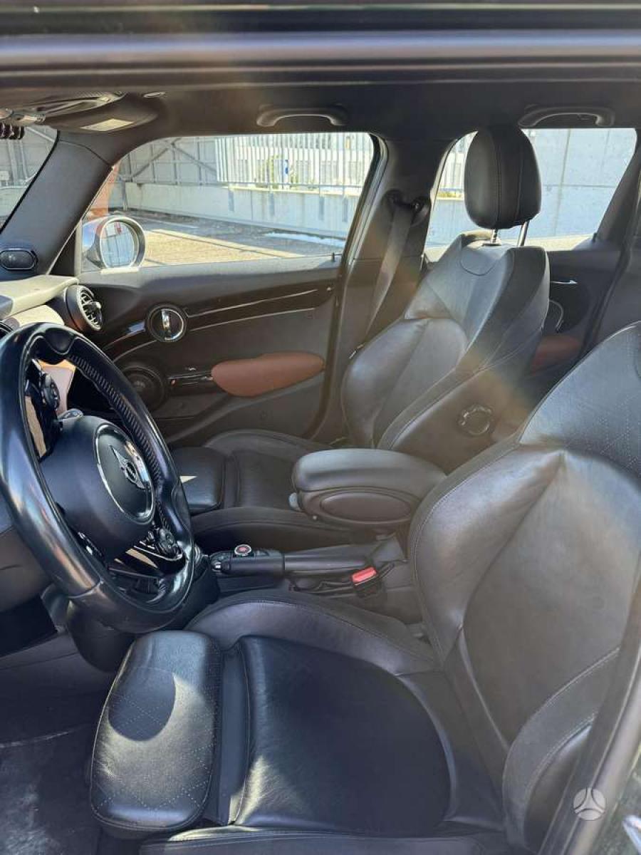 Zaļš MINI cooper-s 2017 Viļņa, ar dzinēja tilpumu 2.00 L un nobraukumu 87 tūkst. km par 17000 €, foto 12 vietnē AUTOMOTO.COM.LV