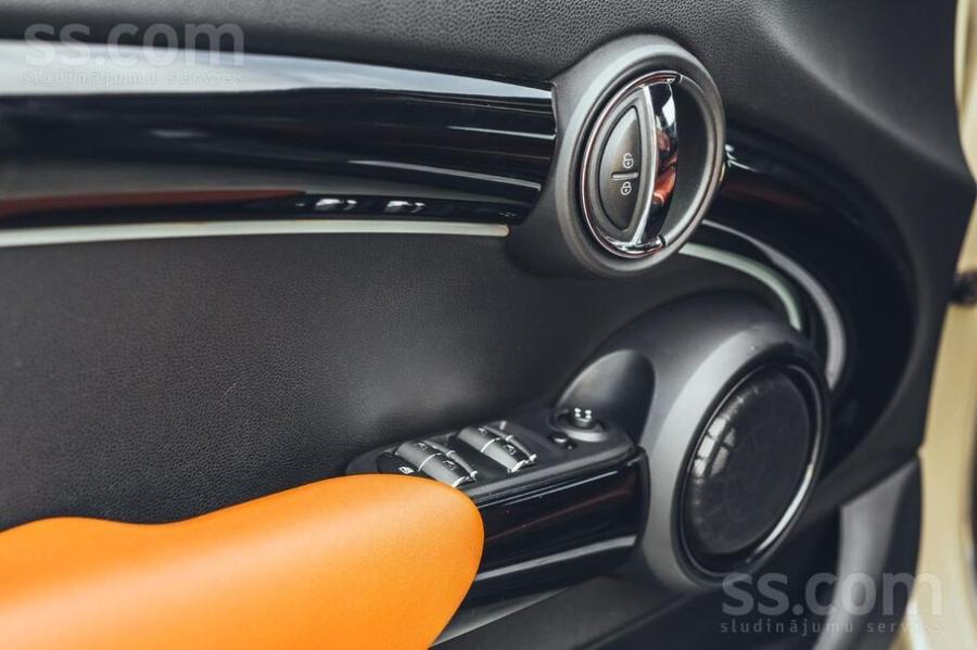 Green MINI cooper-s 2018 in Riga, with an engine capacity of 2.00 L and mileage of 140 thousand km for 16900 €, photo 12 on AUTOMOTO.COM.LV