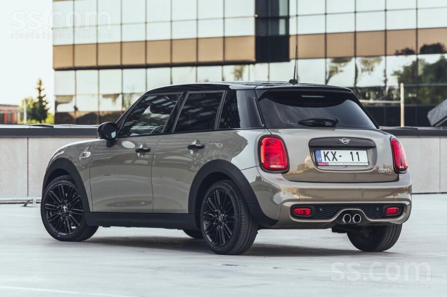 Green MINI cooper-s 2018 in Riga, with an engine capacity of 2.00 L and mileage of 140 thousand km for 16900 €, photo 13 on AUTOMOTO.COM.LV