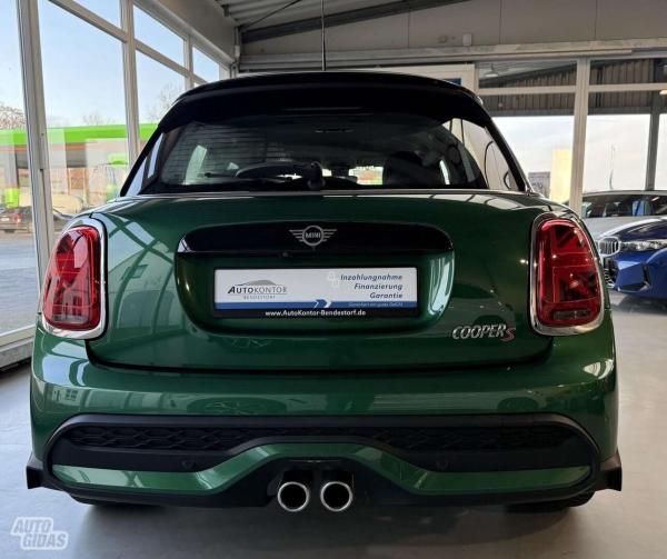 Green MINI cooper-s 2022 in Kaunas, with an engine capacity of 2.00 L and mileage of 50 thousand km for 26904 €, photo 7 on AUTOMOTO.COM.LV