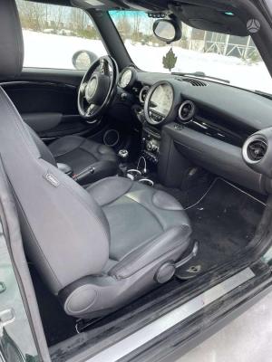 Green MINI cooper-s 2012 in Vilnius, with an engine capacity of 1.60 L and mileage of 108 thousand km for 4750 €, photo 7 on AUTOMOTO.COM.LV