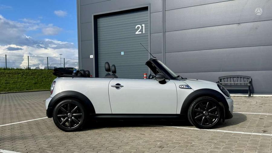 Grey MINI cooper-s 2013 in Vilnius, with an engine capacity of 1.60 L and mileage of 160 thousand km for 5990 €, photo 6 on AUTOMOTO.COM.LV