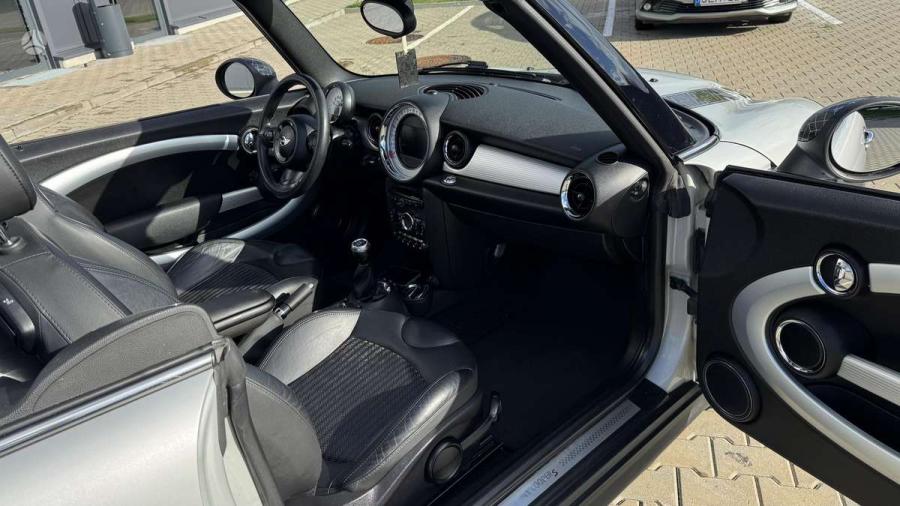 Grey MINI cooper-s 2013 in Vilnius, with an engine capacity of 1.60 L and mileage of 160 thousand km for 5990 €, photo 20 on AUTOMOTO.COM.LV