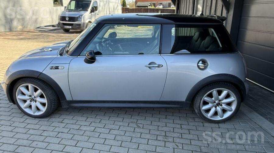 Pelēks MINI cooper-s 2002 Limbaži, ar dzinēja tilpumu 1.60 L un nobraukumu 242 tūkst. km par 4000 €, foto 7 vietnē AUTOMOTO.COM.LV
