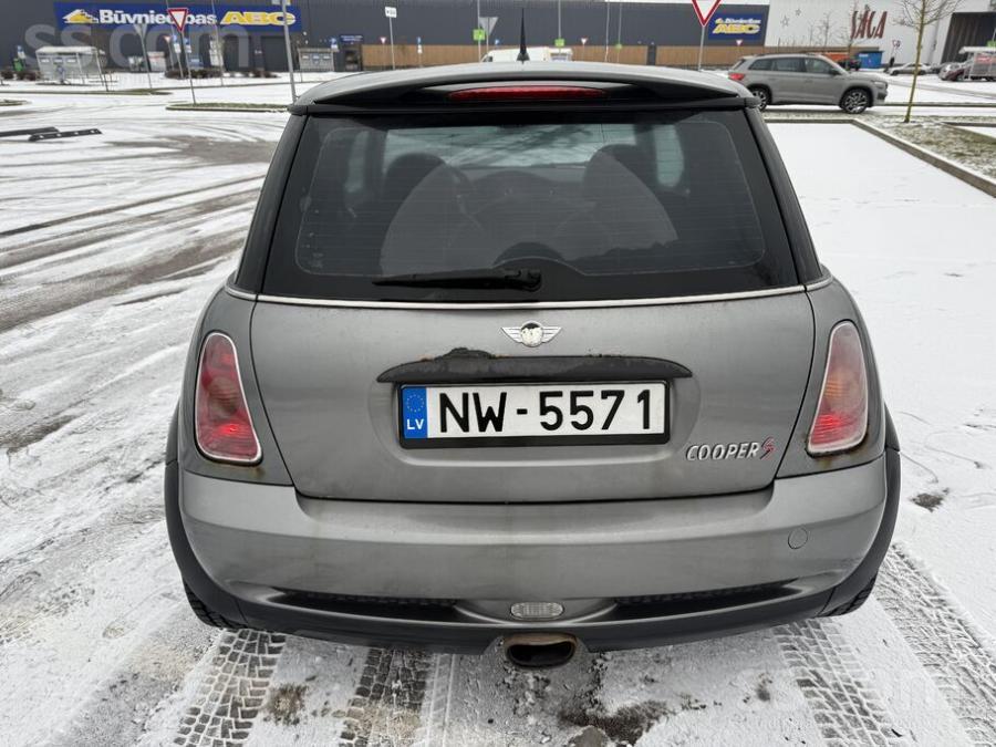 Grey MINI cooper-s 2003 in Riga, with an engine capacity of 1.60 L and mileage of 326 thousand km for 2490 €, photo 10 on AUTOMOTO.COM.LV