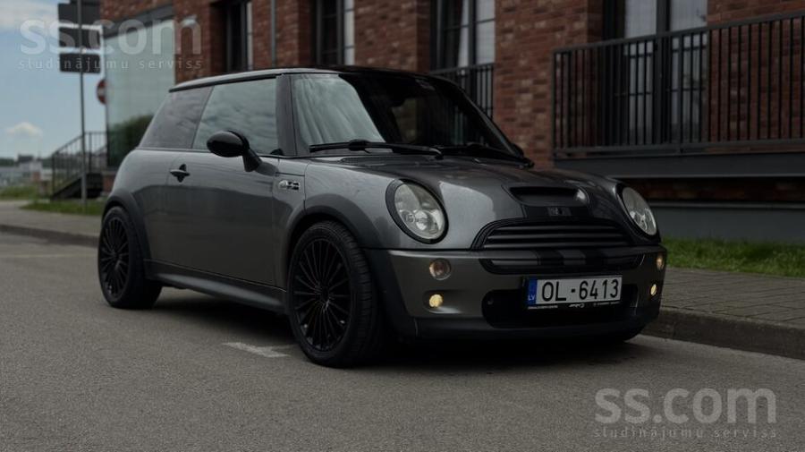 Pelēks MINI cooper-s 2004 Rīga, ar dzinēja tilpumu 1.60 L un nobraukumu 158 tūkst. km par 3200 €, foto 3 vietnē AUTOMOTO.COM.LV