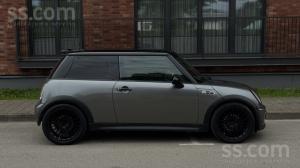 Pelēks MINI cooper-s 2004 Rīga, ar dzinēja tilpumu 1.60 L un nobraukumu 158 tūkst. km par 3200 €, foto 4 vietnē AUTOMOTO.COM.LV