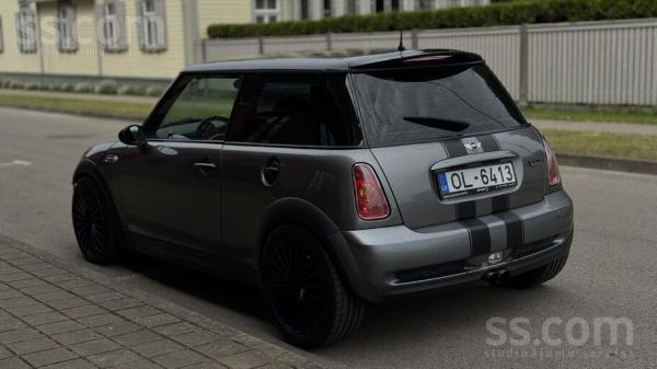 Grey MINI cooper-s 2004 in Riga, with an engine capacity of 1.60 L and mileage of 158 thousand km for 3200 €, photo 5 on AUTOMOTO.COM.LV