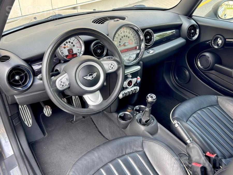Grey MINI cooper-s 2007 in Riga, with an engine capacity of 1.60 L and mileage of 262 thousand km for 3390 €, photo 8 on AUTOMOTO.COM.LV