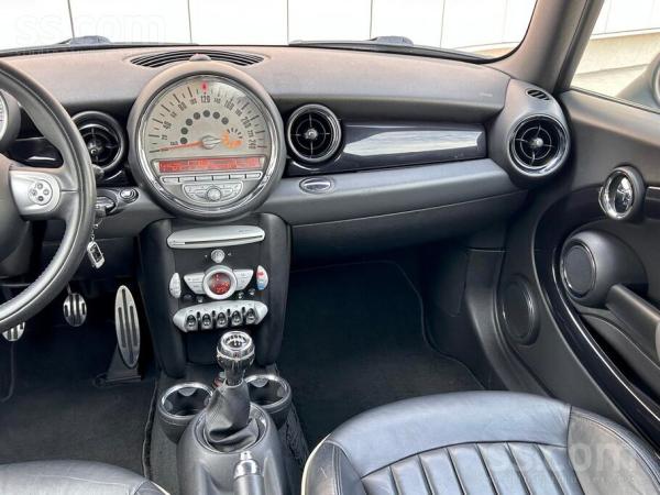 Grey MINI cooper-s 2007 in Riga, with an engine capacity of 1.60 L and mileage of 262 thousand km for 3390 €, photo 10 on AUTOMOTO.COM.LV