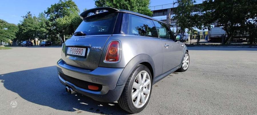 Pelēks MINI cooper-s 2008 Kauņa, ar dzinēja tilpumu 1.60 L un nobraukumu 172 tūkst. km par 4900 €, foto 3 vietnē AUTOMOTO.COM.LV