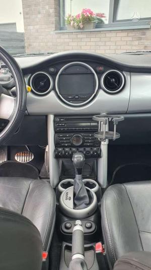 Pelēks MINI cooper-s 2008 Klaipėda, ar dzinēja tilpumu 1.60 L un nobraukumu 261 tūkst. km par 2500 €, foto 7 vietnē AUTOMOTO.COM.LV