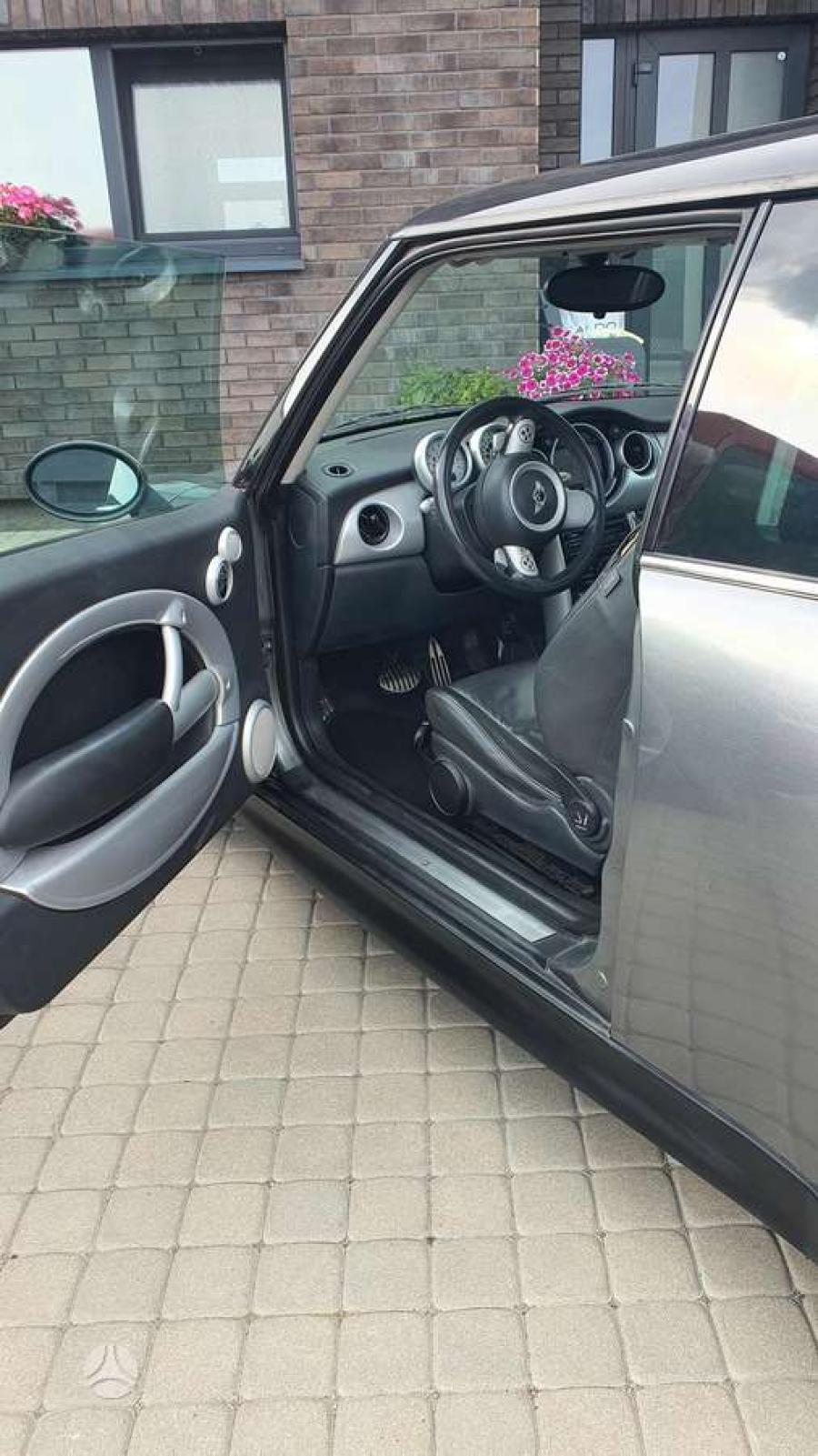 Pelēks MINI cooper-s 2008 Klaipėda, ar dzinēja tilpumu 1.60 L un nobraukumu 261 tūkst. km par 2500 €, foto 11 vietnē AUTOMOTO.COM.LV
