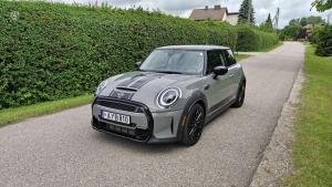 Pelēks MINI cooper-s 2023 Viļņa, ar dzinēja tilpumu 2.00 L un nobraukumu 55 tūkst. km par 25500 €, foto  vietnē AUTOMOTO.COM.LV