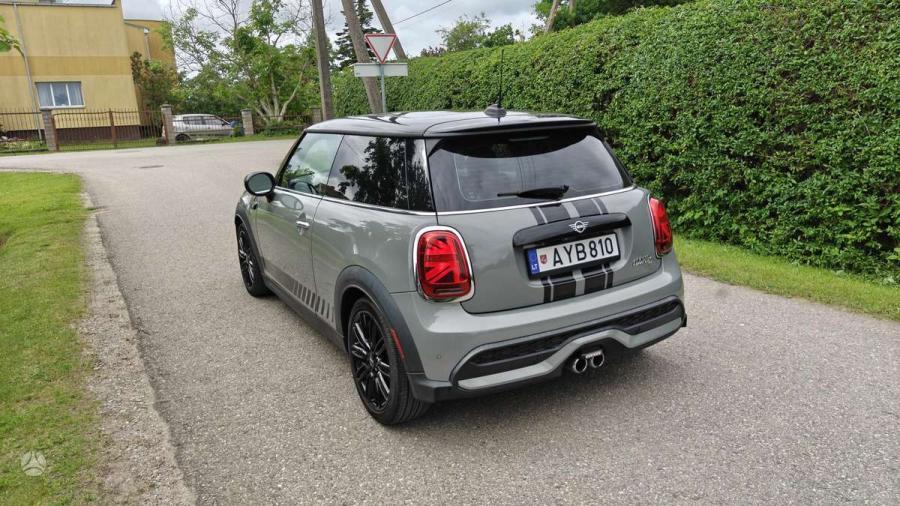 Grey MINI cooper-s 2023 in Vilnius, with an engine capacity of 2.00 L and mileage of 55 thousand km for 25500 €, photo 10 on AUTOMOTO.COM.LV