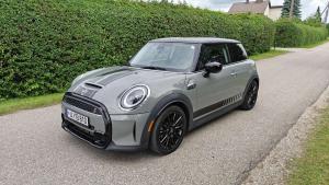 Grey MINI cooper-s 2023 in Vilnius, with an engine capacity of 2.00 L and mileage of 55 thousand km for 25500 €, photo 12 on AUTOMOTO.COM.LV